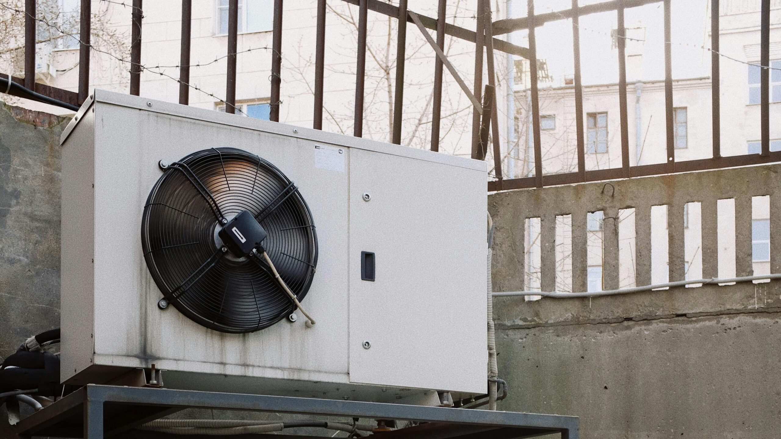 How to Spot a Faulty Aircon Compressor? lioncityaircon.sg